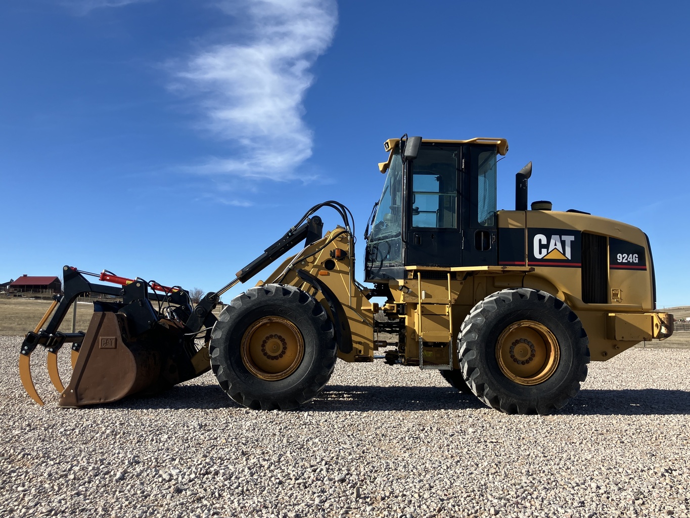 Lot 3767 - '05 Cat 924G Wheel Loader w/Grapple. Onsite-Belle Fourche ...
