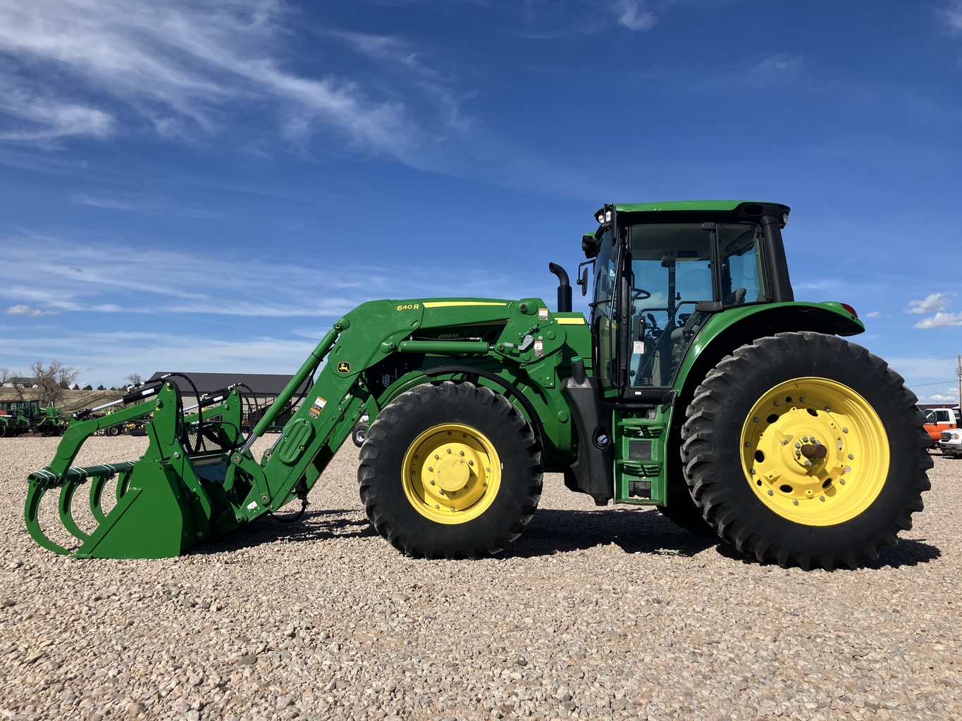 Lot 3810 - '20 JD 6155M MFWD PQ w/JD 640R Loader. Onsite-Belle Fourche ...