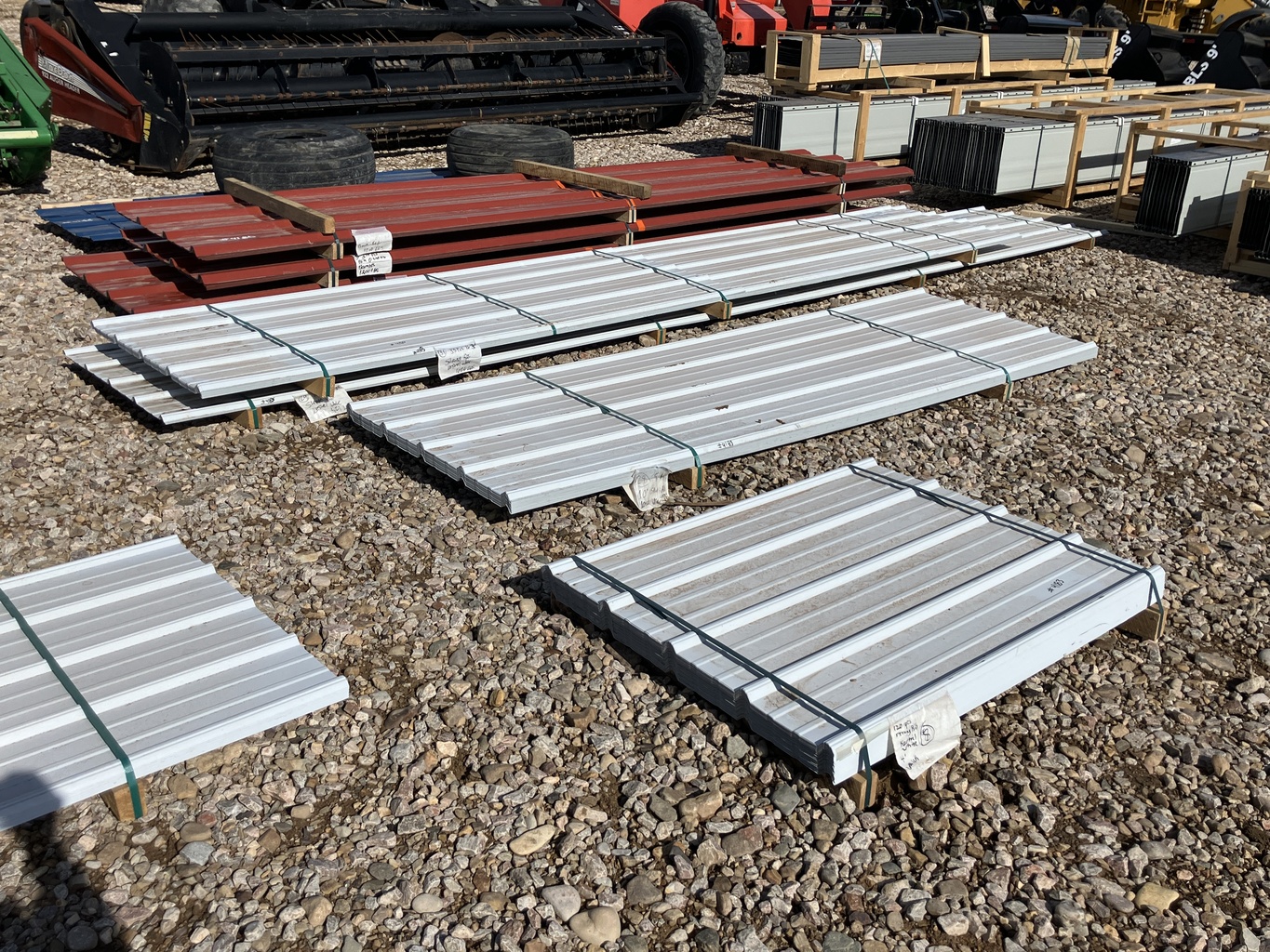 Lot 4183 - Kestrel White Strong Rib Steel. Onsite-Belle Fourche, SD ...