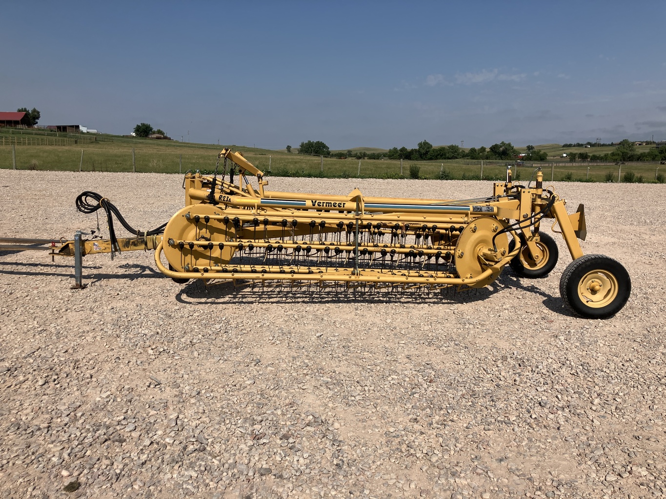 Lot 4682 - Vermeer R23A Hydraulic Basket Rake. Onsite-Belle Fourche, SD ...