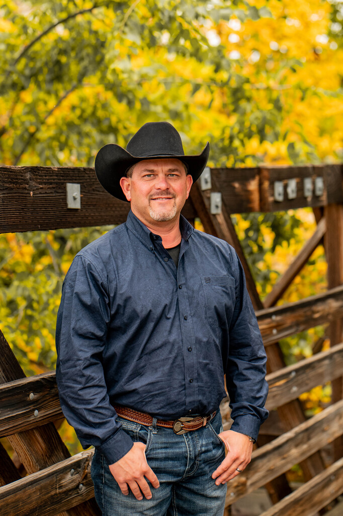 Lot 0000-000 - AUCTIONEERS NOTE:: American Ag Video Auction - MIKE ...