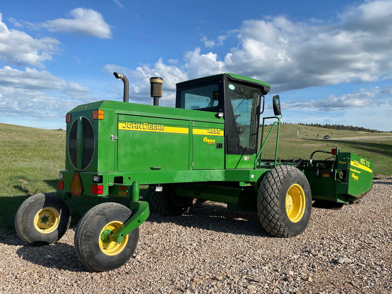 American Ag Video Auction | Lot 5000-1508 - '08 JD 4895 Windrower