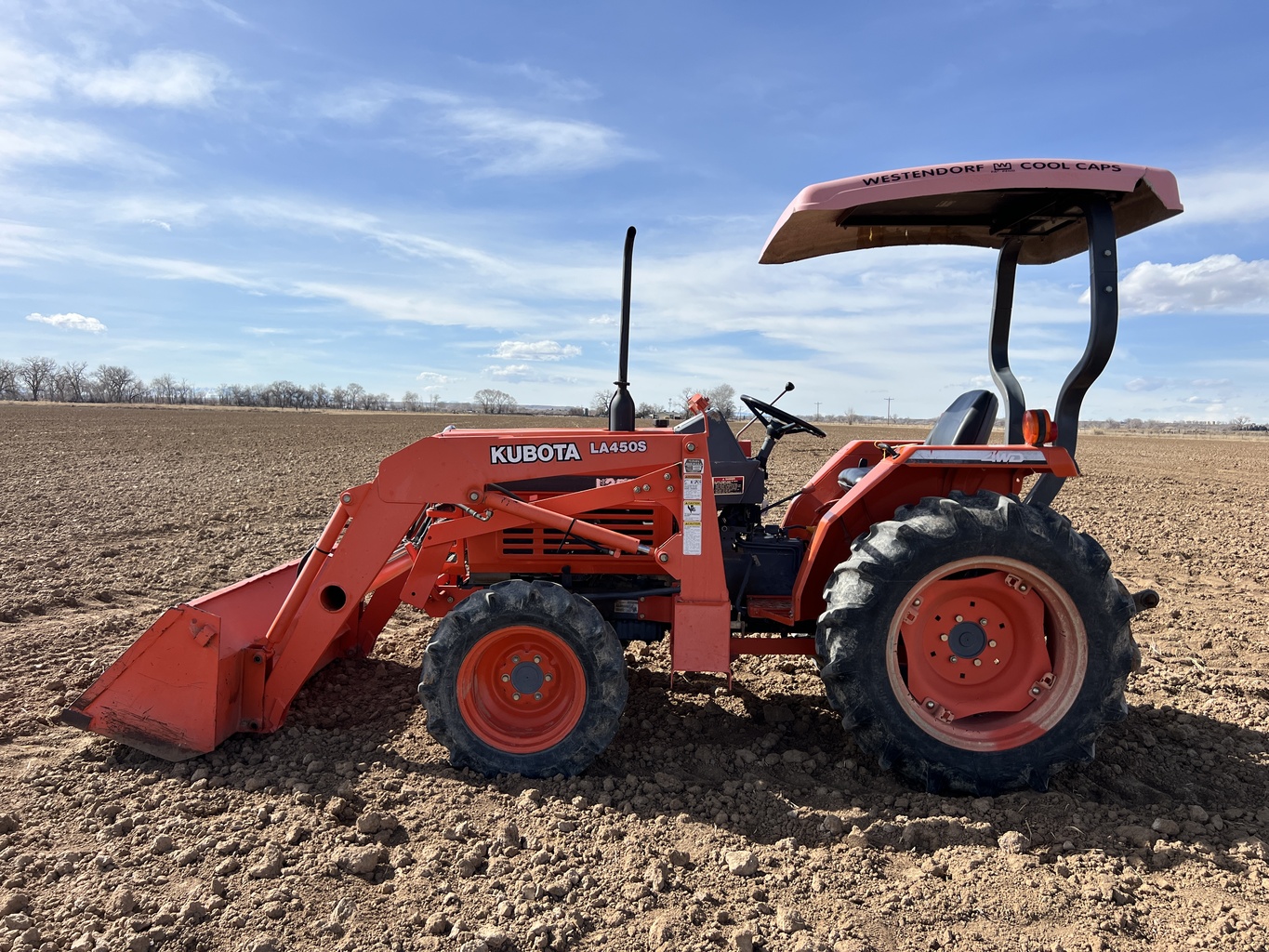 Lot 3926 - Kubota L2500 Diesel MFWD w/Kubota LA450S Loader. Burlington, WY: American Ag Video ...