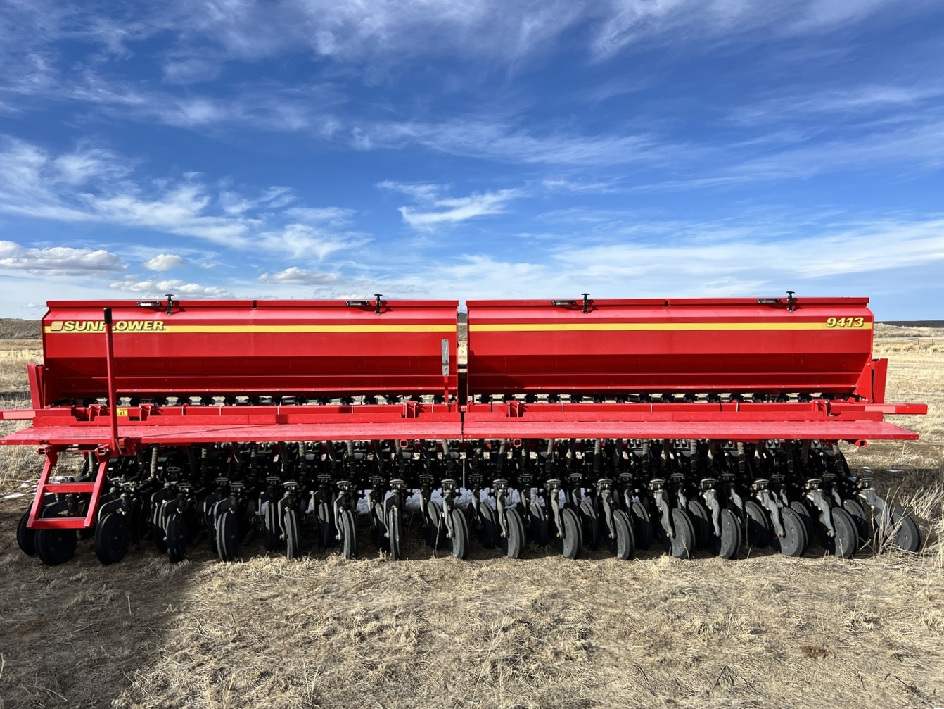 Lot 3863 - '16 Sunflower 9413 20' Grain Drill. Selling from Riverton ...