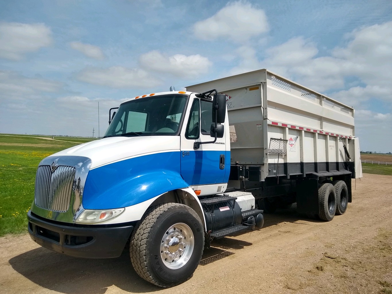 American Ag Video Auction | Lot 4776-106 - '07 IH 8600 MANURE/SILAGE